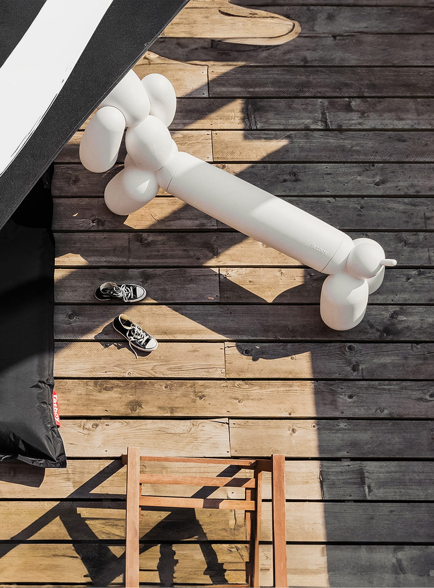 Attackle: Playful Indoor & Outdoor Design Doglike Bench – Fatboy Canada