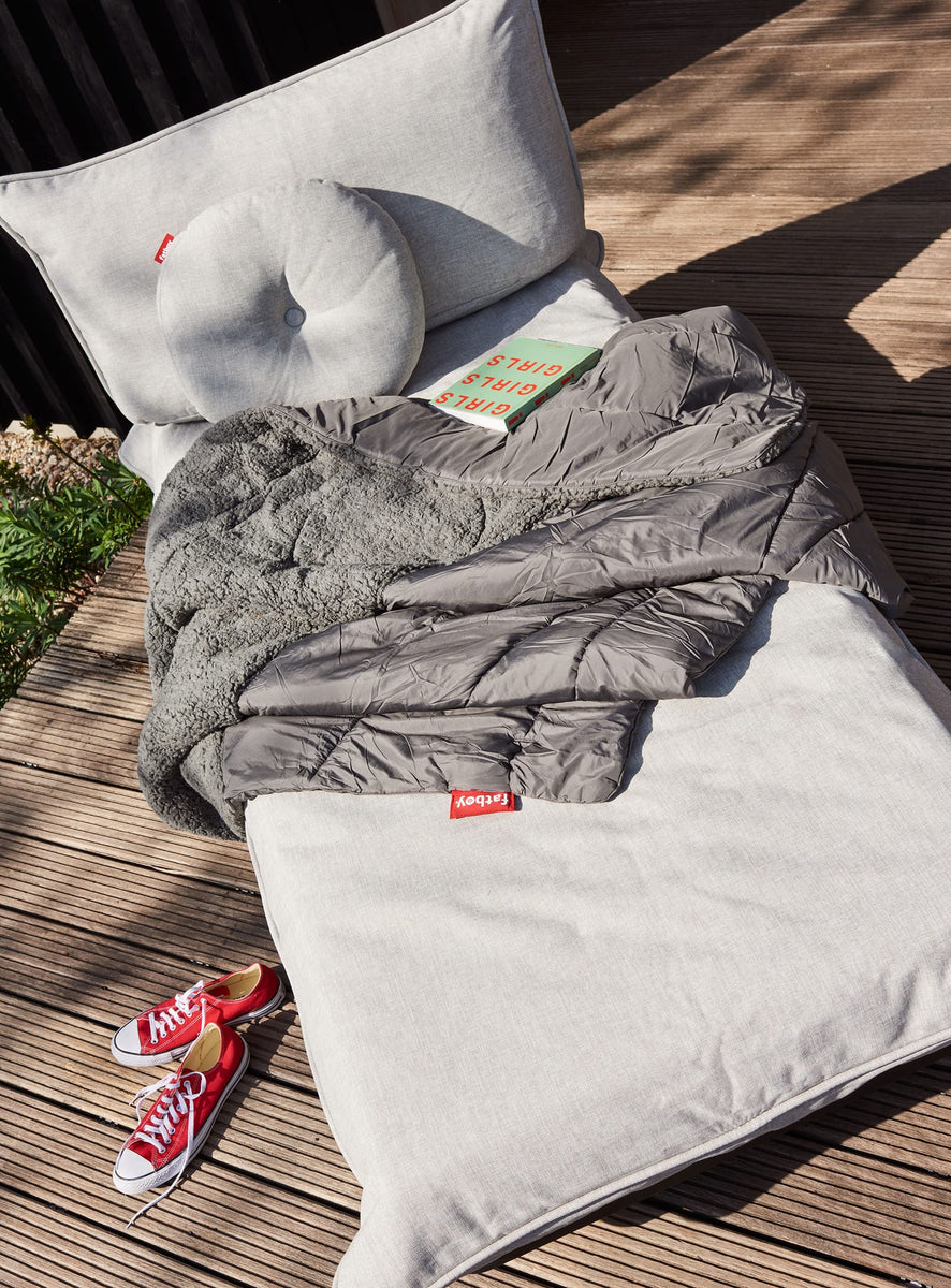 Circle Pillow: Comfy Pool & Patio Cushion – Fatboy Canada