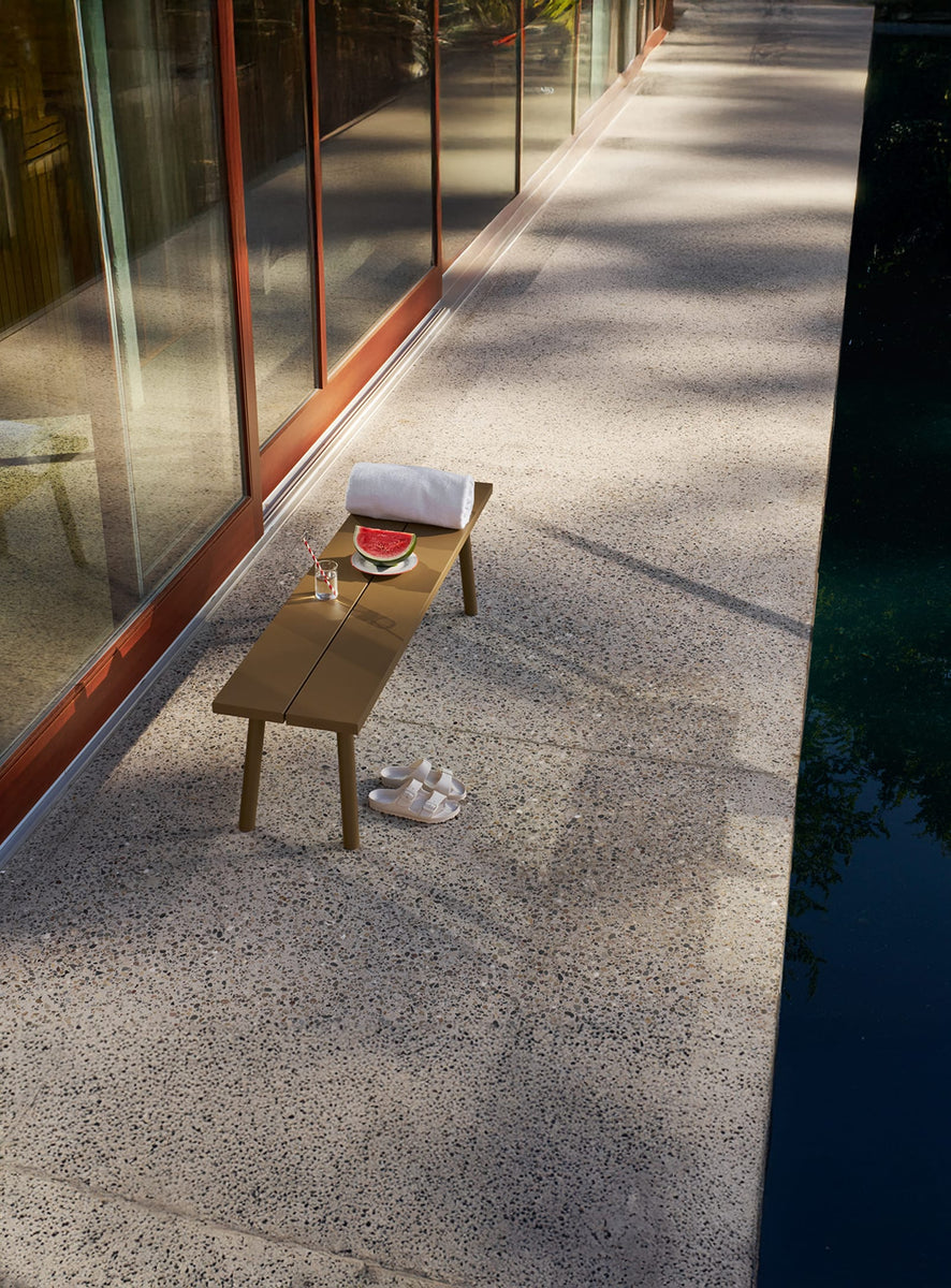 Fred's Bench: Outdoor Design Bench – Fatboy Canada